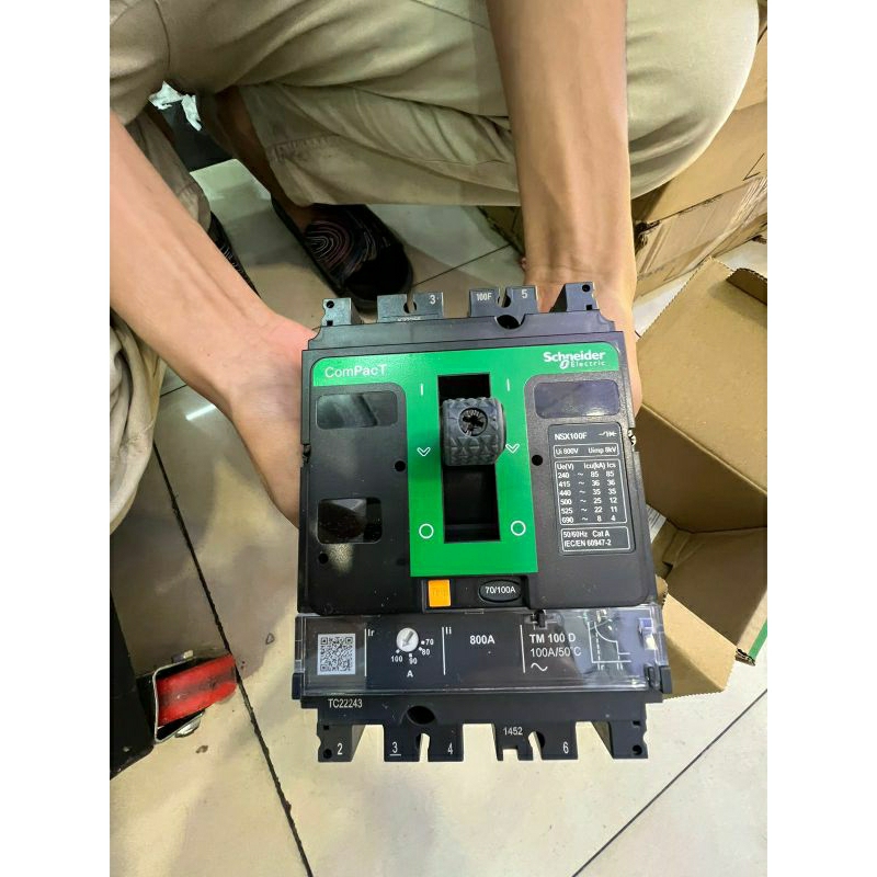 Jual MCCB SCHNEIDER 3P 100A 36kA C10F3TM100 NEW NSX100F 3 PHASE 100 ...
