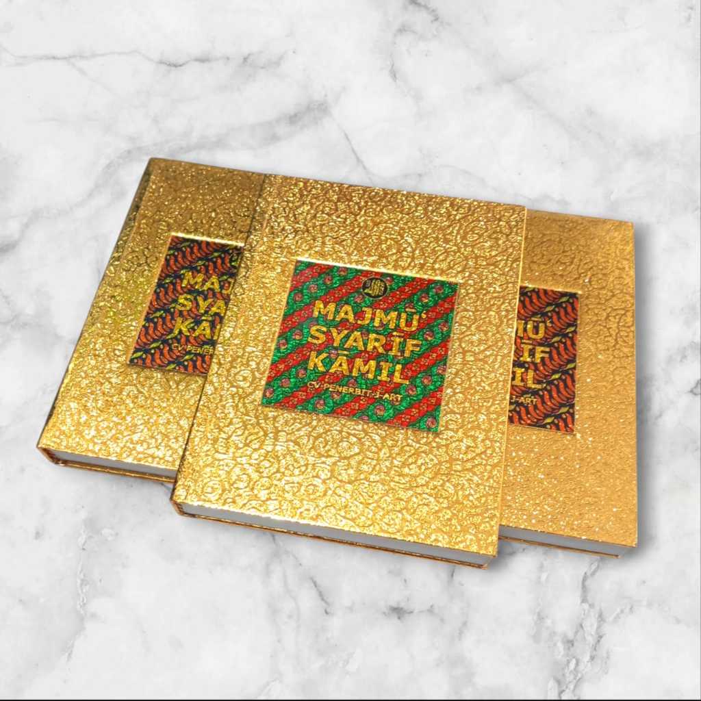 Jual Majmu Syarif Kamil Terjemah Lengkap dengan doa dan surat pilihan ...