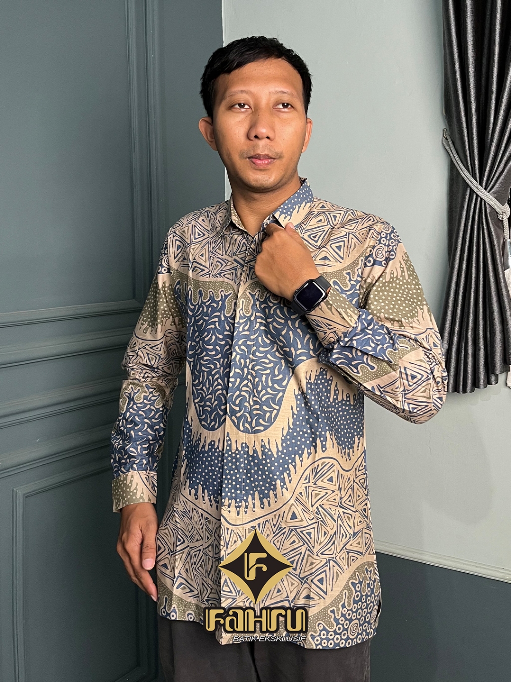Jual Kemeja Batik Pria Biru Eksklusif - Motif Biru Beraneka Ragam ...
