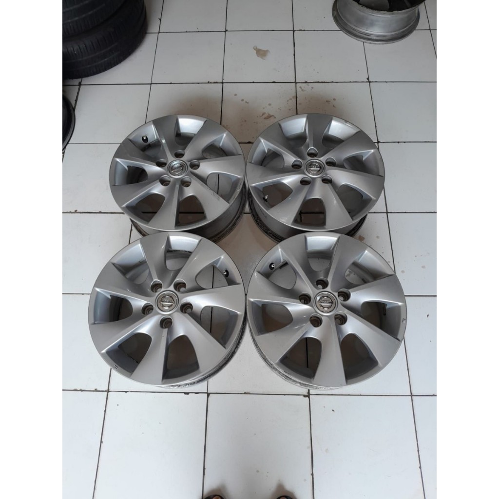 Jual Velg Mobil Second SERENA R16 Ertiga Luxio Grand Max X-over S-cross ...