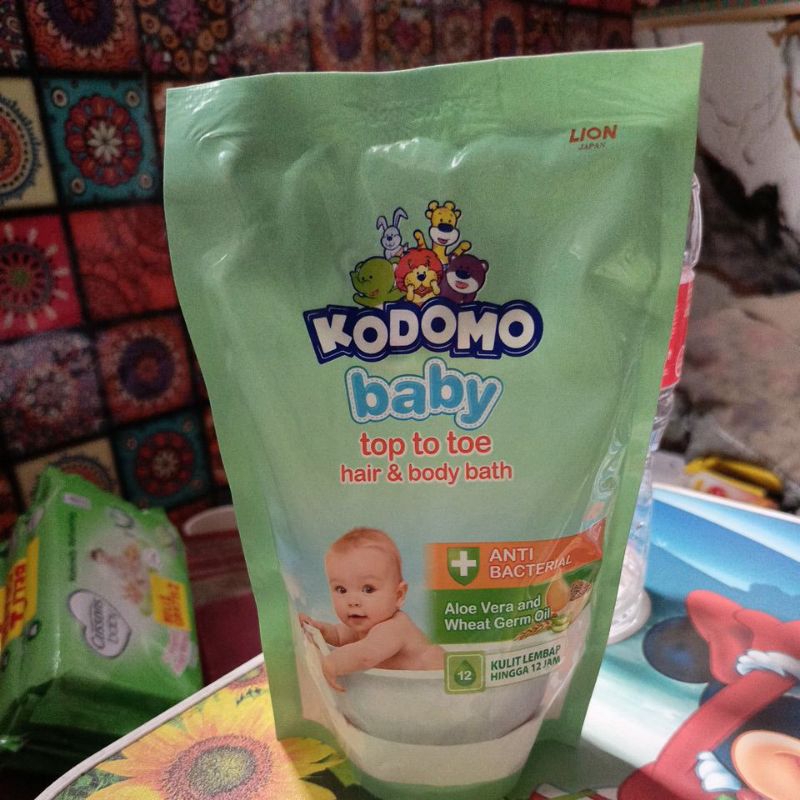 Jual KODOMO BABY TOP TO TOE HAIR & BODY BATH 450ML | Shopee Indonesia