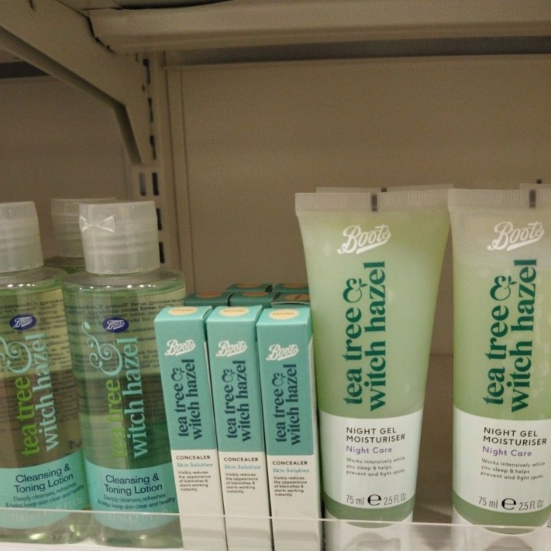 Jual BOOTS TEA TREE AND WITCH HAZER CLEANSING AND TONING LOTION ...