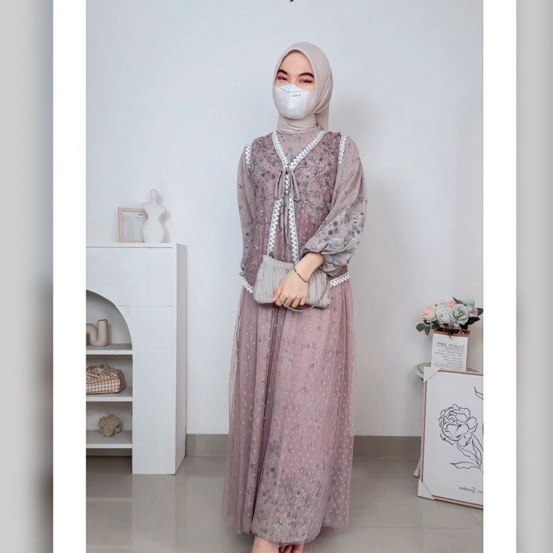 Jual Erika Dress Ceruti Mix Brukat Motif - Gamis Etnik Raya Series - Baju Pesta Kondangan ...