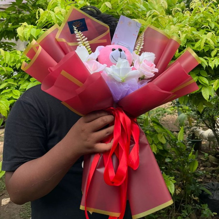 Jual Bucket Bunga Boneka Besar Bucket bunga Wisuda, Anniversary, Ulang ...