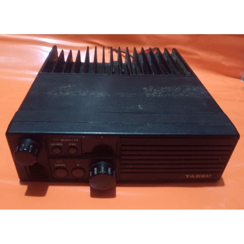 Jual RADIO RIG UHF FM TRANSCEIVER MADE IN JAPAN MERK YAESU SERI FTL ...