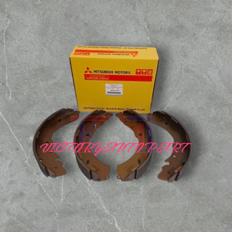 Jual BRAKE SHOE KAMPAS REM BELAKANG MITSUBISHI PAJERO SPORT, TRITON ORIGINAL 1SET 4PC | Shopee ...