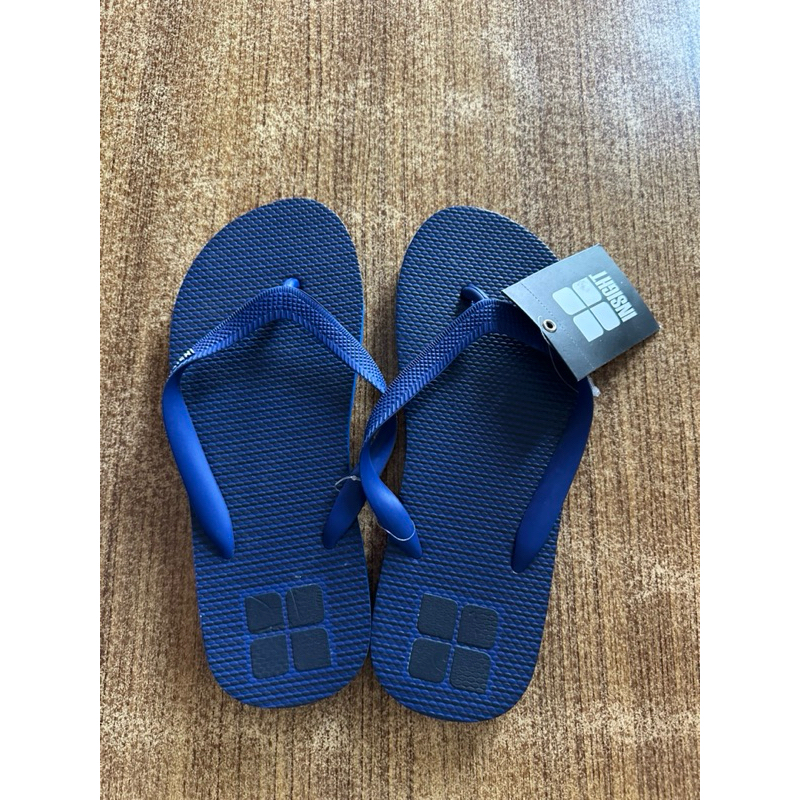 Jual RUNAWAY SLIPPER SIZE 43 44 INSIGHT | Shopee Indonesia