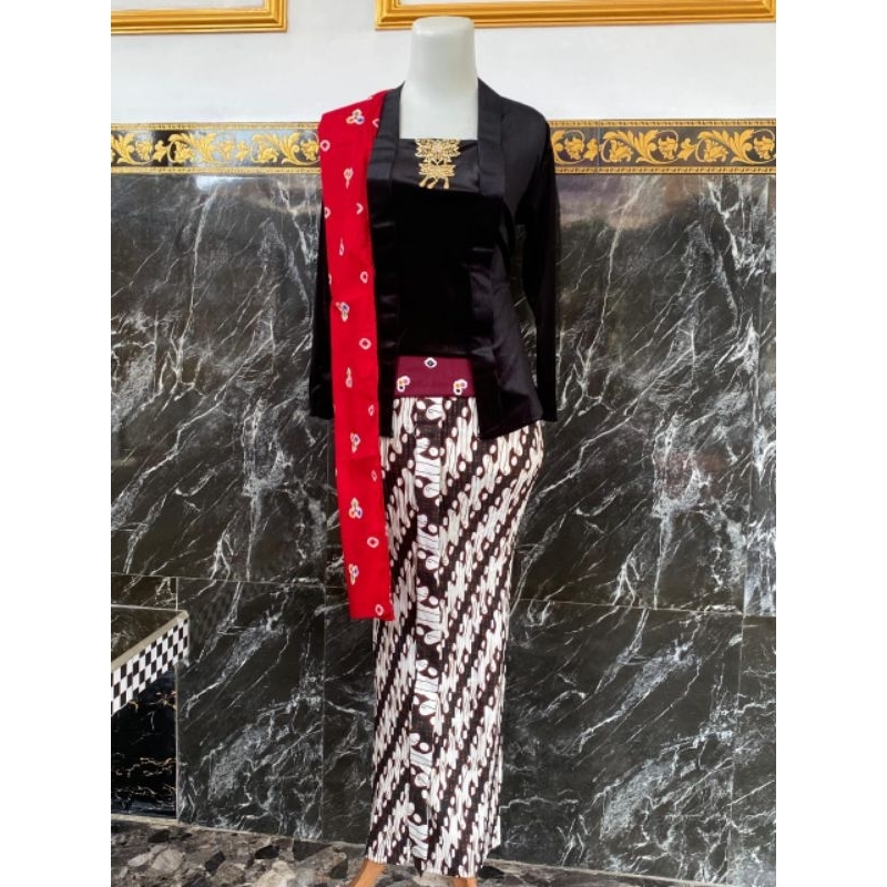 Jual SETELAN KEBAYA BELUDRU KUTUBARU ((kebaya+jarik+selendang ...