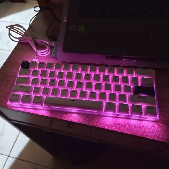 Jual (Second) FANTECH MAXFIT61 FROST Wired Hostwap Keyboard Gaming ...