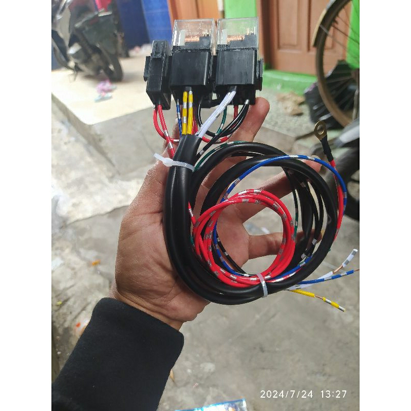 Jual Relay Set BILED RELAY BILED 12v 80A Kabel Set Relay BILED | Shopee ...