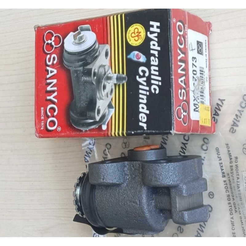 Jual Master Rem Depan Kanan RH Polos Mitsubishi Canter HDX Sanyco ...