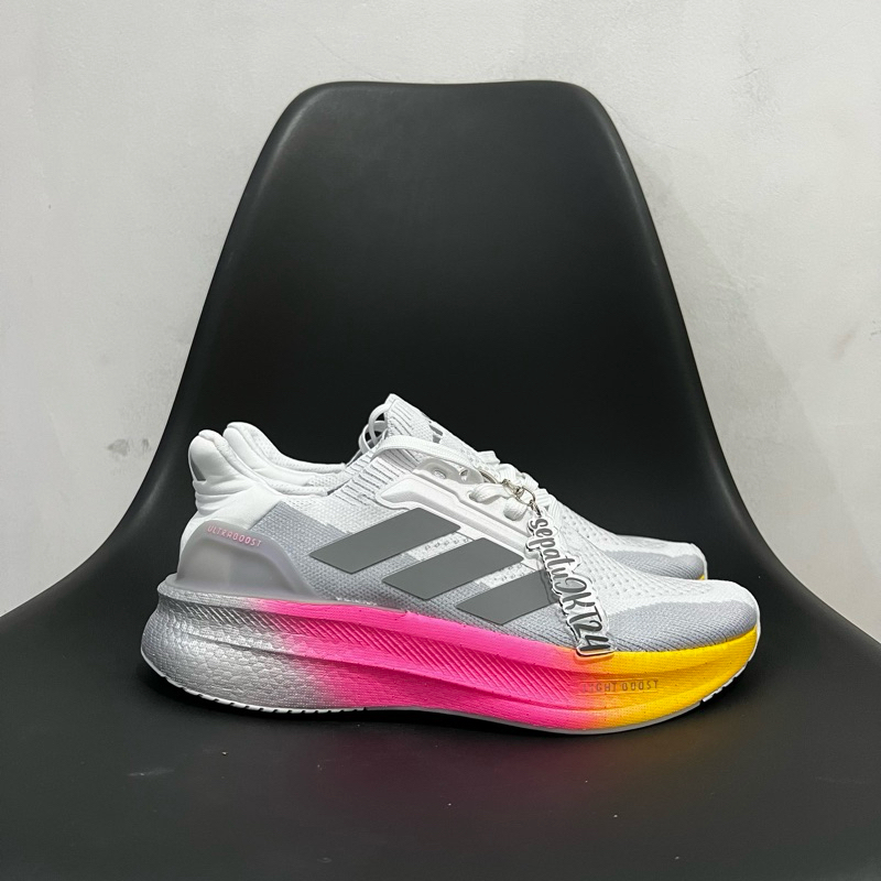 Jual Sepatu Runing Women Adidas UltraBoost X5 White Glory Grey | Shopee ...