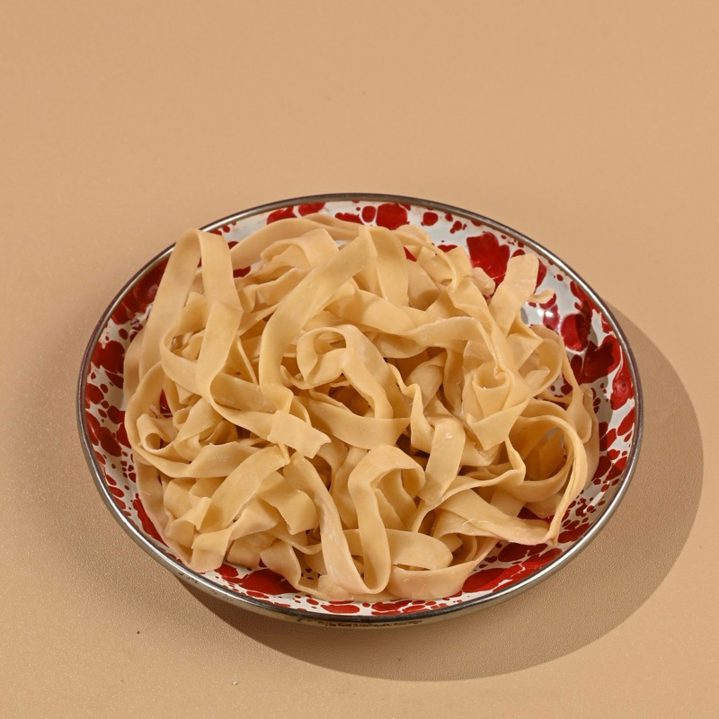 Jual Mie / Bakmi Mentah Basah Lebar 1kg | Shopee Indonesia