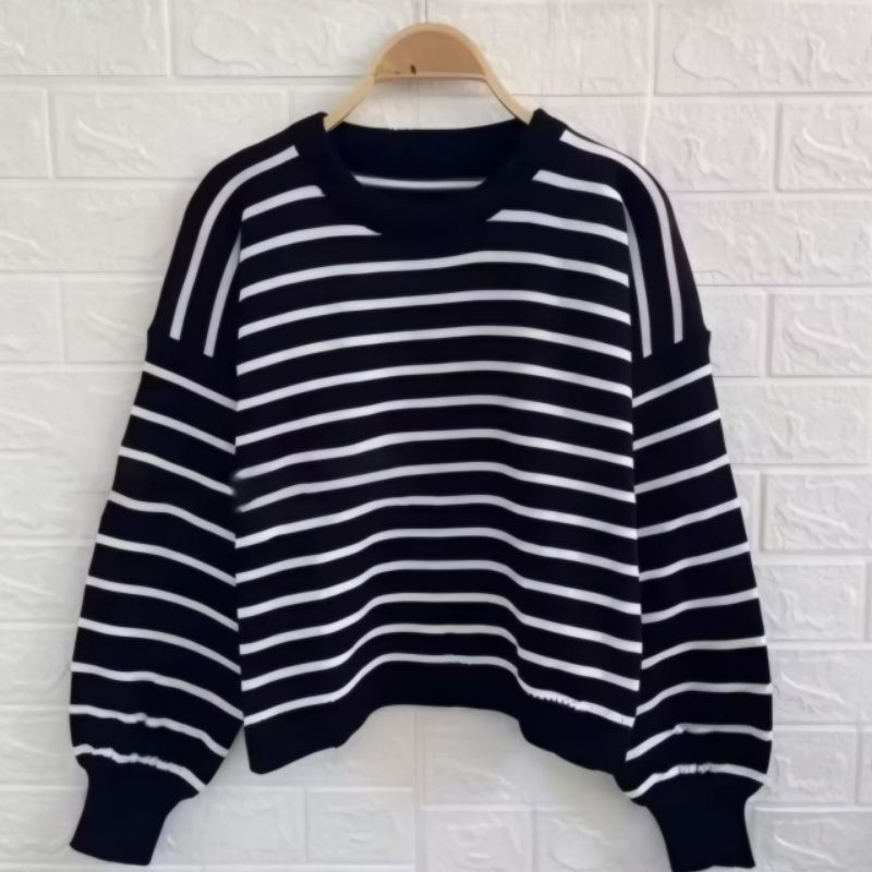 Jual TITI Strip Sweater Rajut Kerah Bulat Premium Seweater Knit Rajut Garis Salur Oversize Jumbo ...
