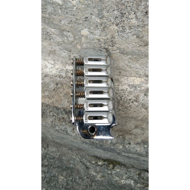 Jual tremolo guitar Ibanez senar 6 | Shopee Indonesia