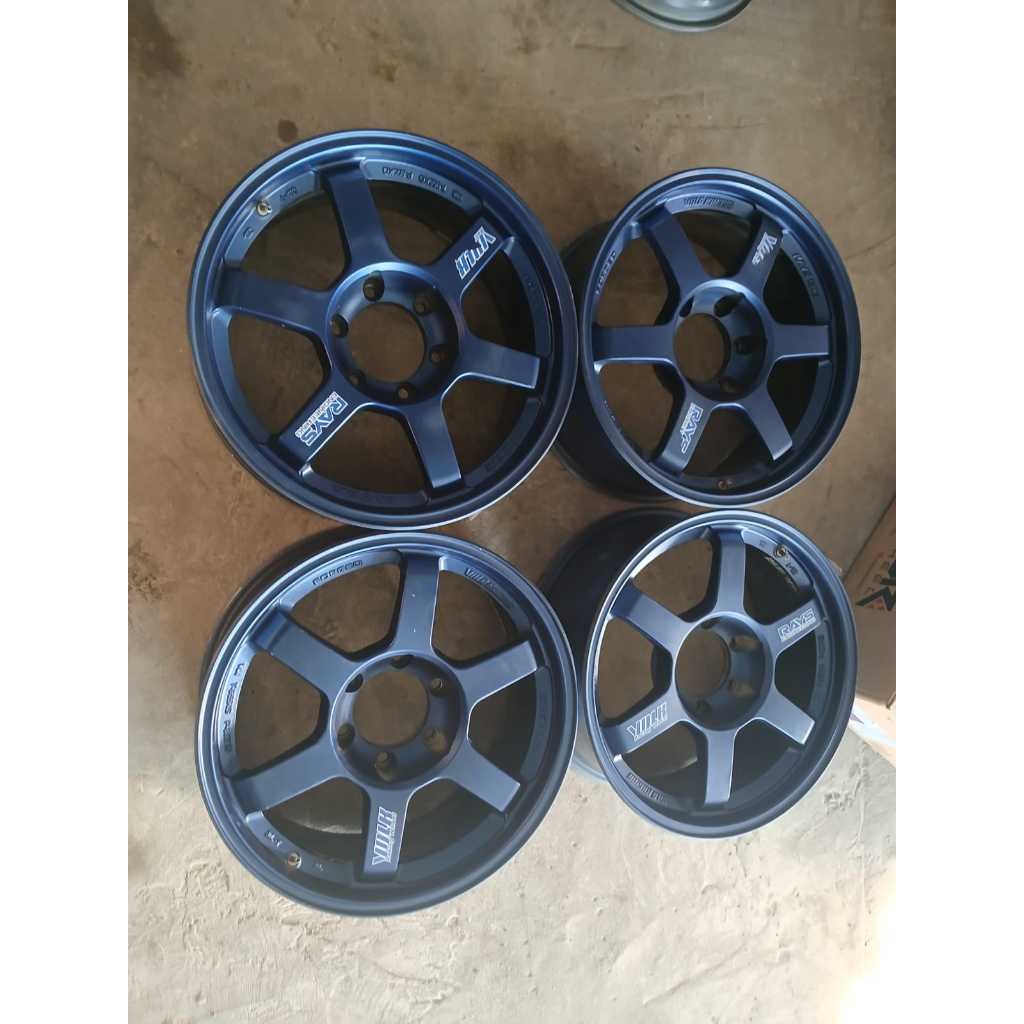 Jual VELG MOBIL BEKAS RAYS TE37 RING 18 LEBAR 8,5 BAUT PCD 6X139,7 ET20 BLUE BUAT PAJERO ...
