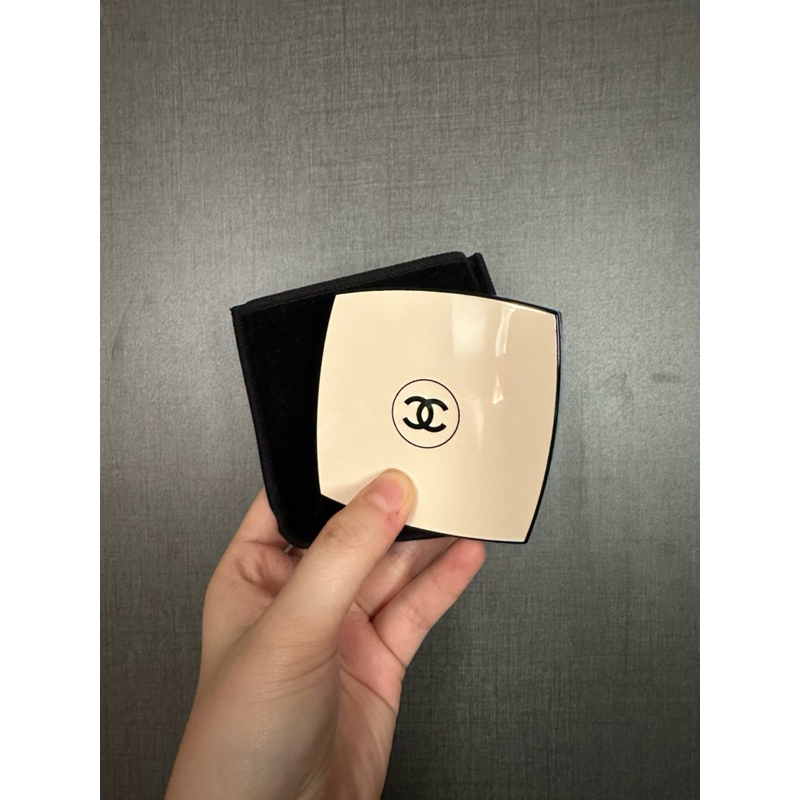 Jual Chanel Les Beiges Healthy Glow Sheer Powder - B30 | Shopee Indonesia