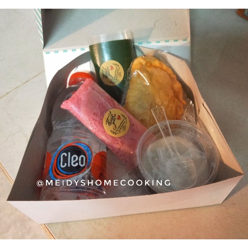 Jual Paket Snack Box 15 ribuan | Shopee Indonesia