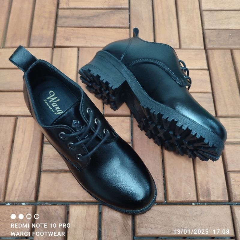Jual Sepatu Wanita Model Docmart Jenis Derby | Wargi Footwear | Aura ...