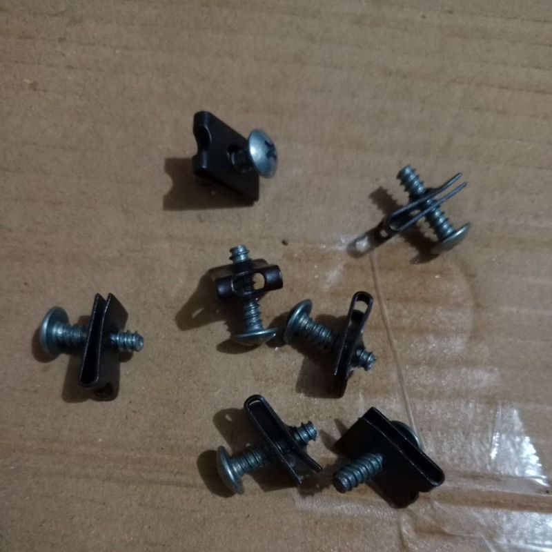 Jual Baut Scrup jepit Klip Body kasar universal Honda | Shopee Indonesia