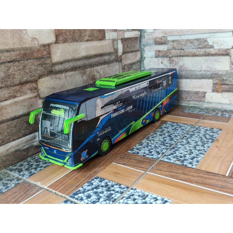 Jual MINIATUR BUS BASURI TUNGGAL JAYA JEDHA | Shopee Indonesia