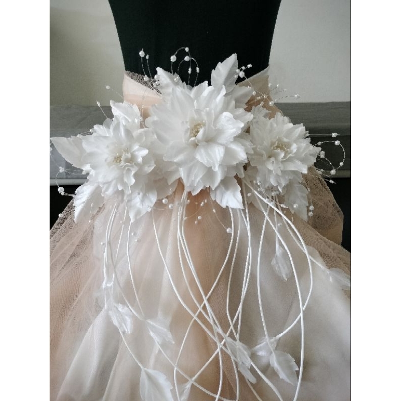 Jual WEDDING ACCESSORIES/APLIKASI BUNGA /HIASAN BUNGA UNTUK GAUN ...