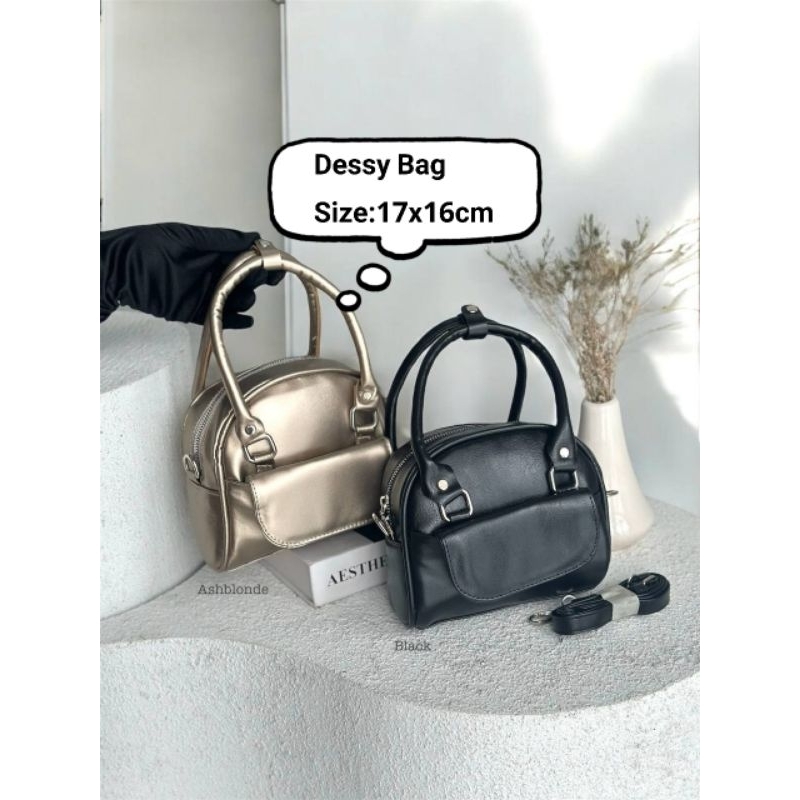 Jual Aesthetic Tas mungil cantik Desy Bag Size:17x16cm | Shopee Indonesia
