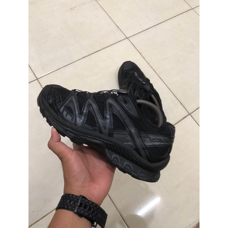 Jual sepatu salomon full black | Shopee Indonesia