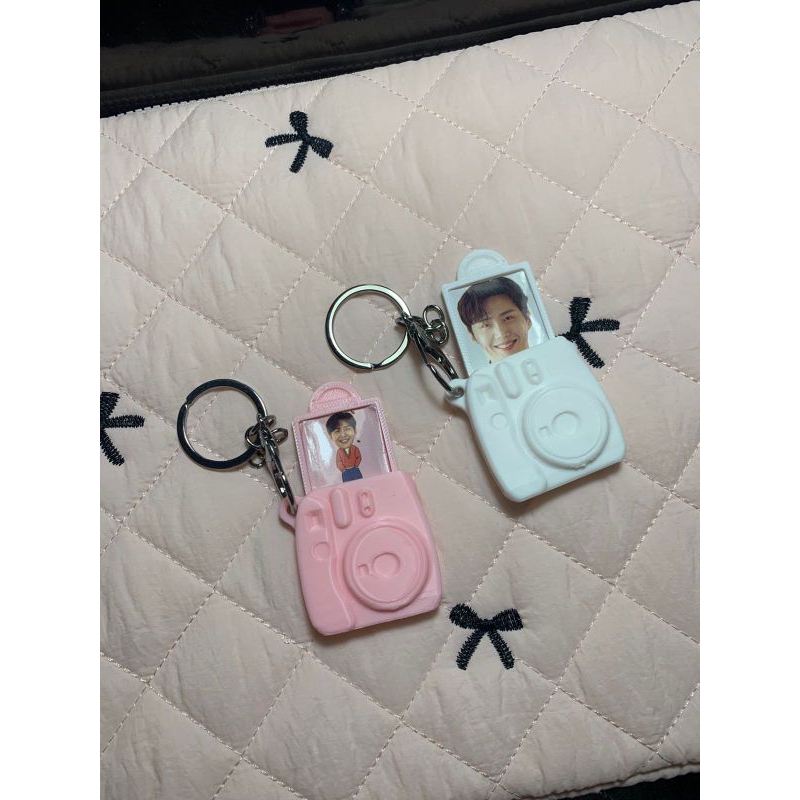 Jual Keychain Instax Camera | Gantungan Kunci Kamera Instax | Gantungan ...