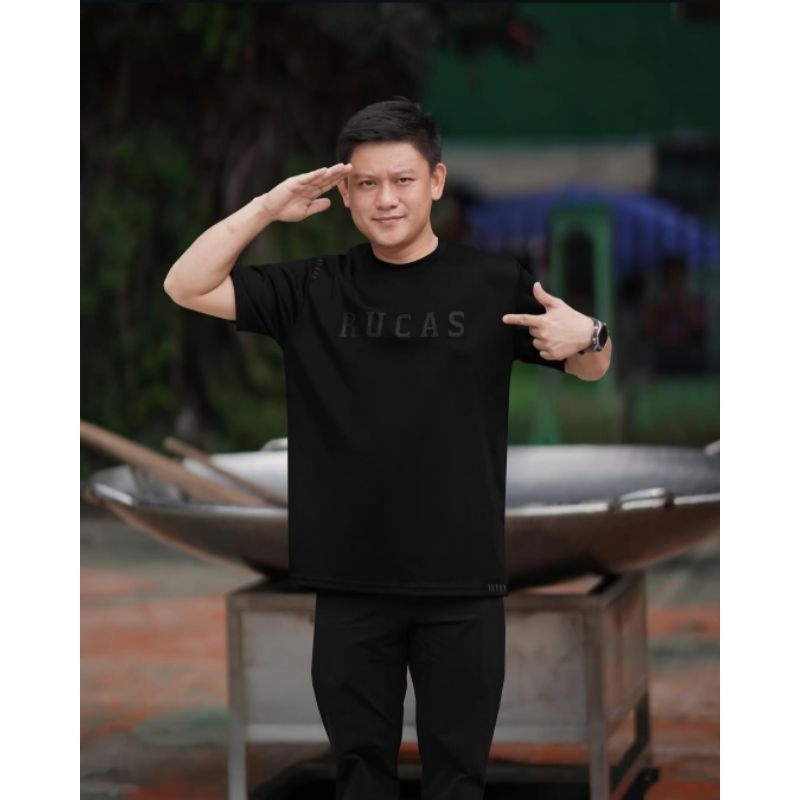Jual RUCAS INITIAL BLACK TEE | Shopee Indonesia