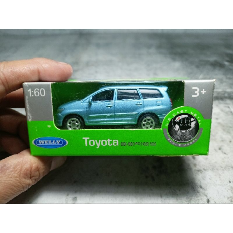 Jual welly Toyota Innova 1/60 | Shopee Indonesia