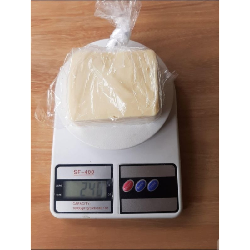 Jual keju repack ¼ kg pelengkap topping isian ROTI TAWAR ROTI BAKAR ...