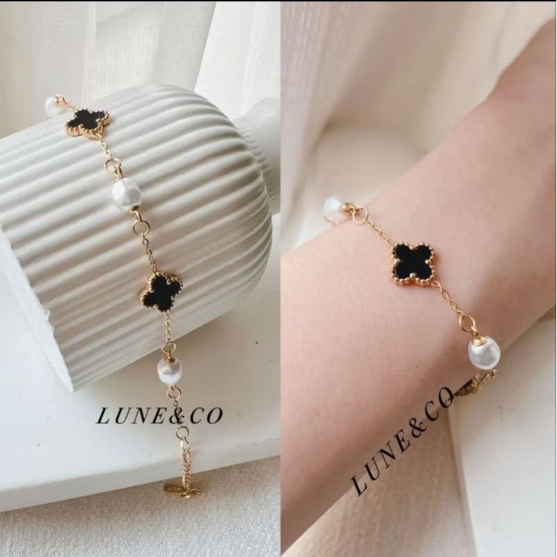 Jual RS308 Gelang Rantai Wanita Clover Bunga Hitam Kombinasi Mutiara ...
