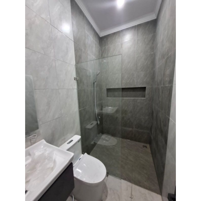 Jual Sekat Partisi Shower Kamar Mandi Kaca Tempered 10mm | Shopee Indonesia
