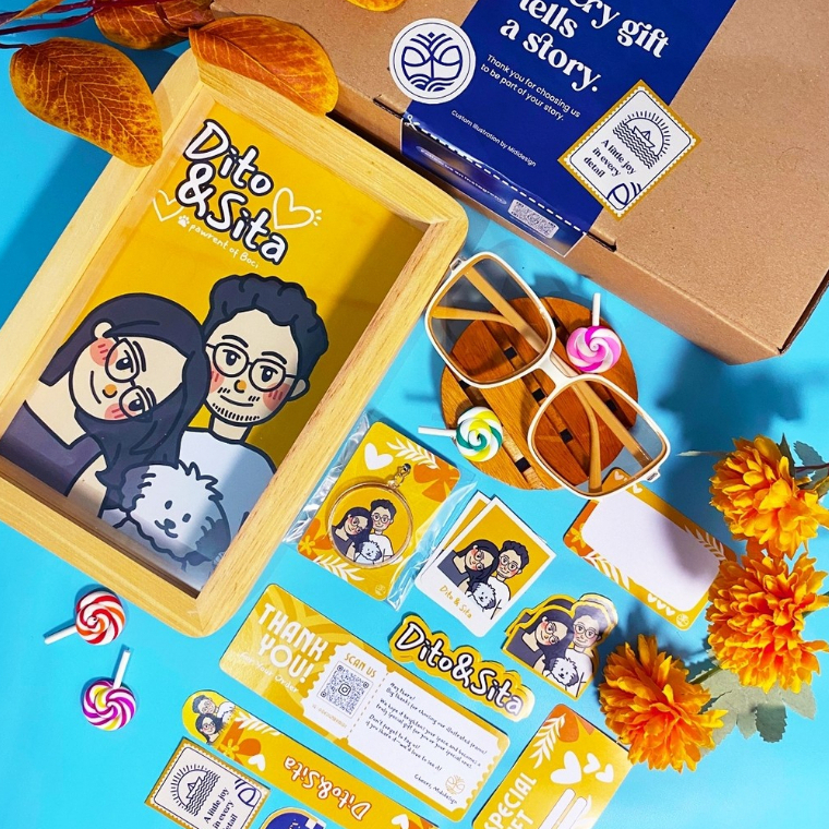 Jual KADO FRAME COUPLE - KADO CUSTOM FRAME, GIFTBOX, BINGKAI, WISUDA ...