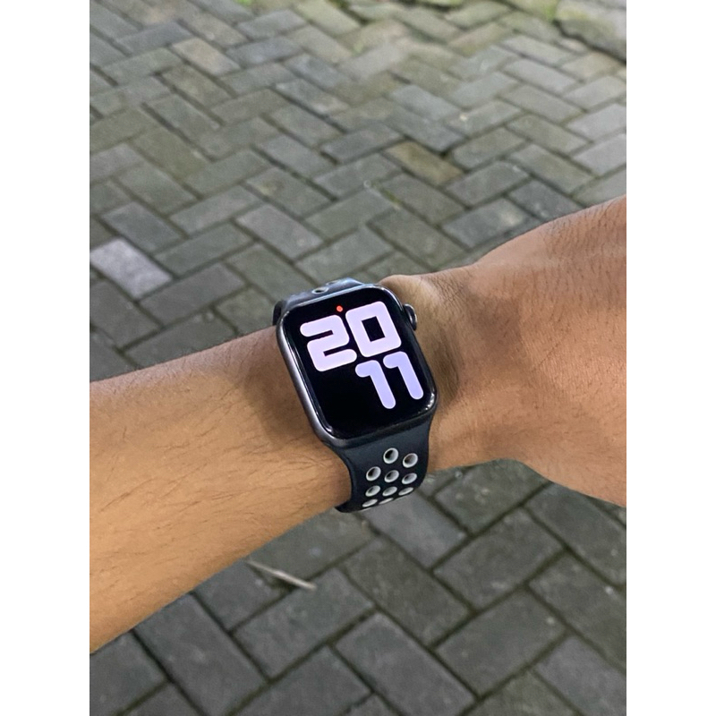 Jual iwatch Se 2 ibox | Shopee Indonesia