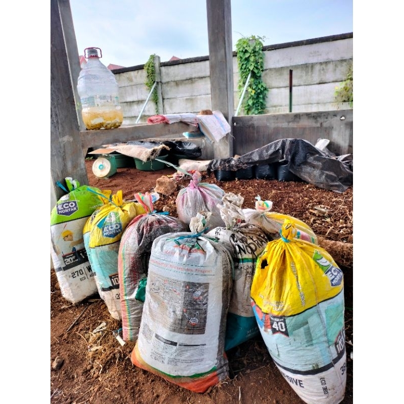 Jual PUPUK KOMPOS - PUPUK KANDANG SAPI - PUPUK KANDANG KAMBING ...