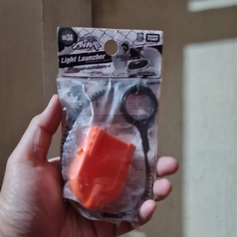 Jual Beyblade takara tomy BB 87 light launchet 2.BB 73 3 segment ...