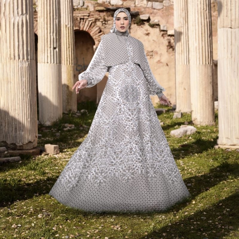 Jual VESTA DRESS RAYA 2025 BY MANDJHA IVAN GUNAWAN | Shopee Indonesia