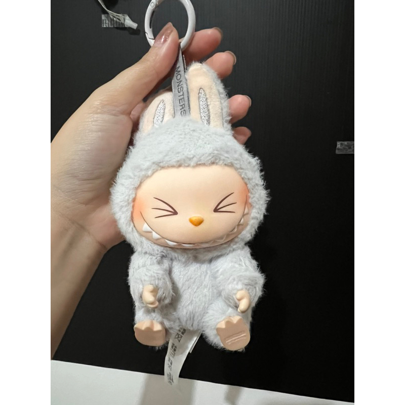 Jual LABUBU HAVE A SEAT LABUBU V2 HEHE ORIGINAL POPMART | Shopee Indonesia