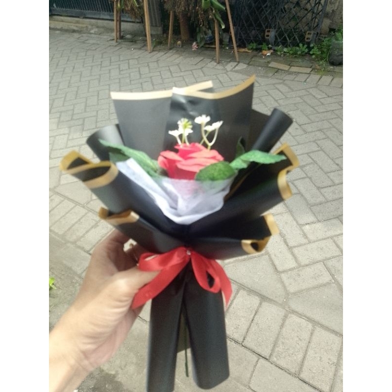 Jual buket bunga mawar 1 tangkai | Shopee Indonesia