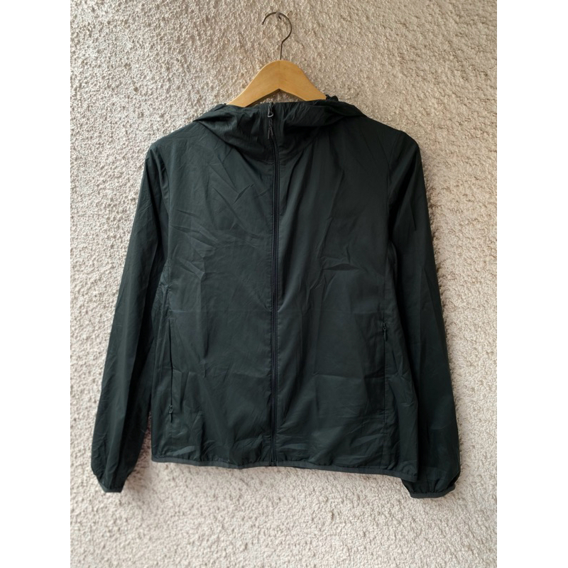 Jual UNIQLO PARKA PARASUT ANTI UV ARMY | Shopee Indonesia