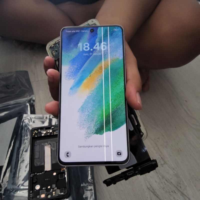 Jual LCD SAMSUNG GALAXY ORIGINAL COPOTAN S21FE PLUS FRAME | LAYAR LCD ...