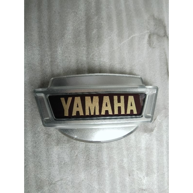 Jual Logo Emblem Panel Dasi Yamaha Vega R Lama Fizr lama. | Shopee ...