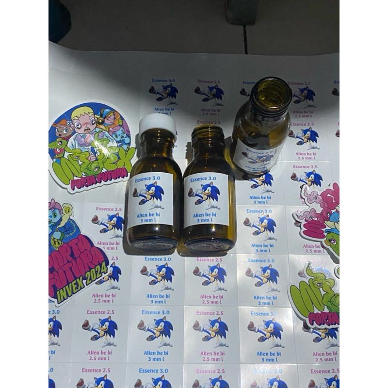 Jual Sticker/label botol kaca essence 2 peices | Shopee Indonesia