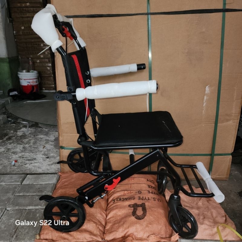 Jual kursi roda portable comfort lipat ringan | Shopee Indonesia