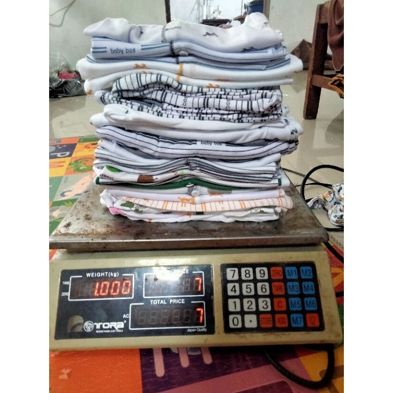 Jual Baju Bayi Newborn kiloan RANDOM | Shopee Indonesia