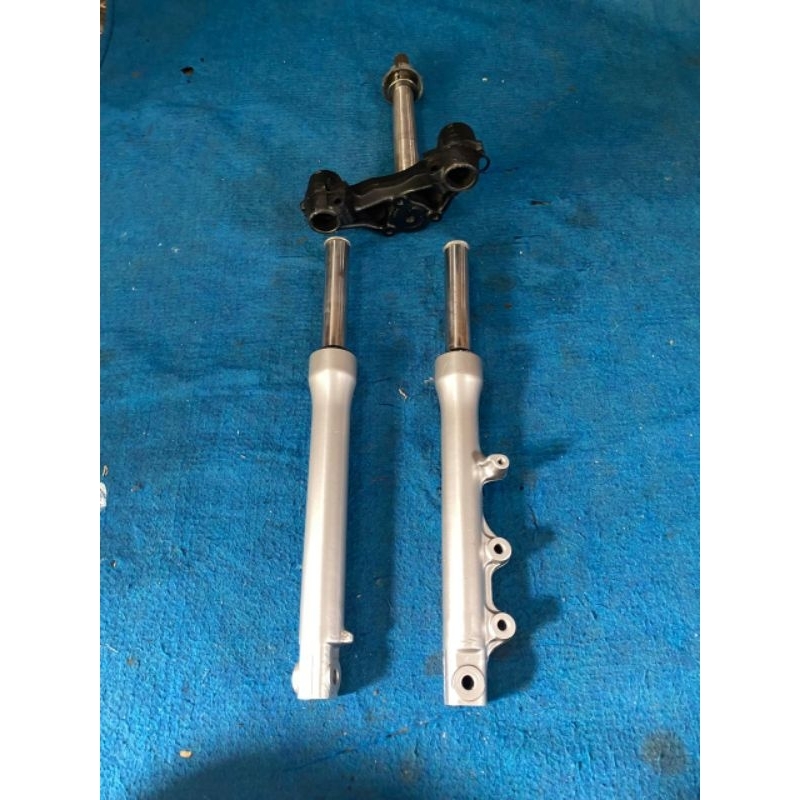 Jual Shock shockbreaker depan set segitiga Suzuki Satria 2 tak original | Shopee Indonesia
