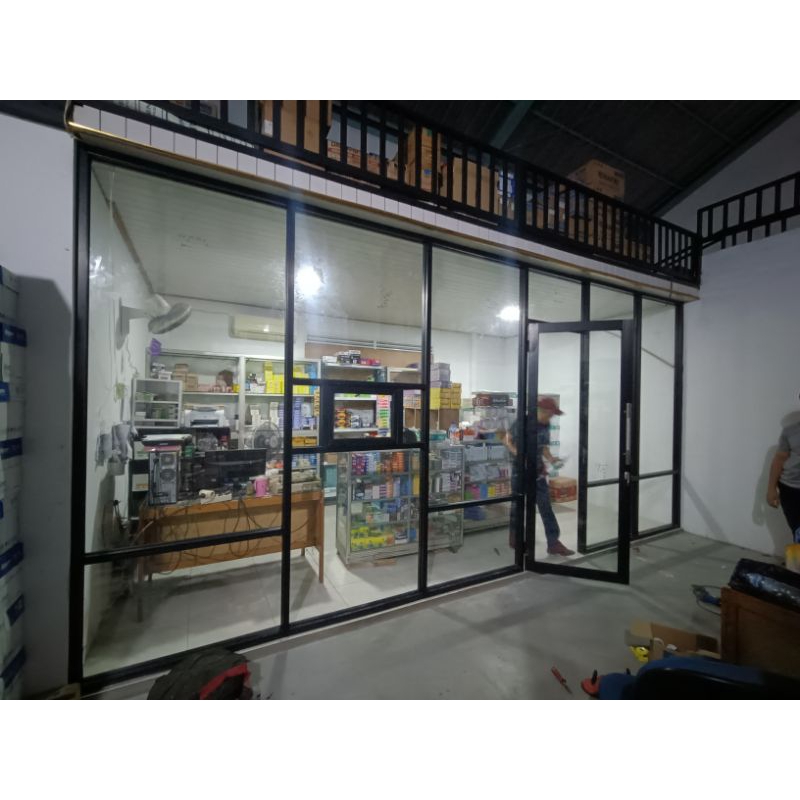 Jual partisi aluminium dan kaca sekat ruang toko, kantor dll | Shopee ...