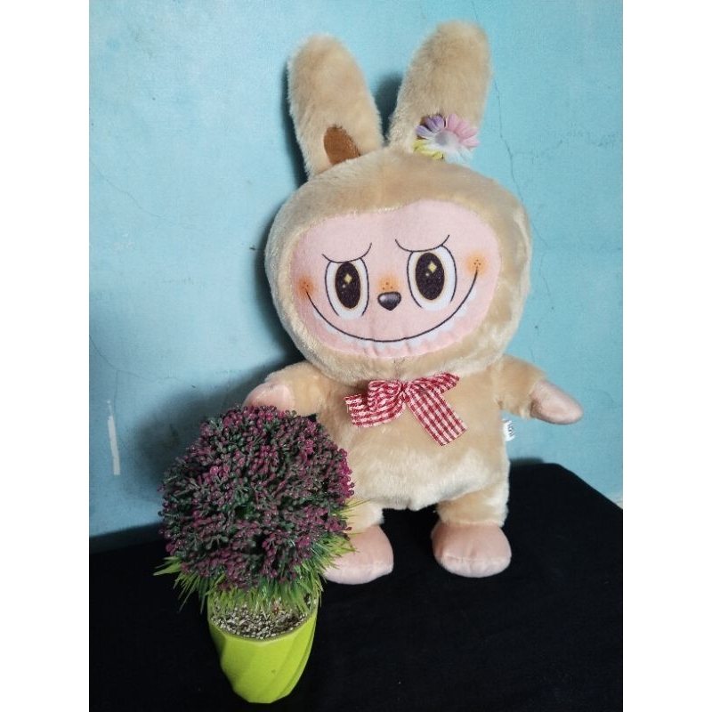 Jual Boneka Labubu viral bulu halus SNI tinggi 45cm | Shopee Indonesia